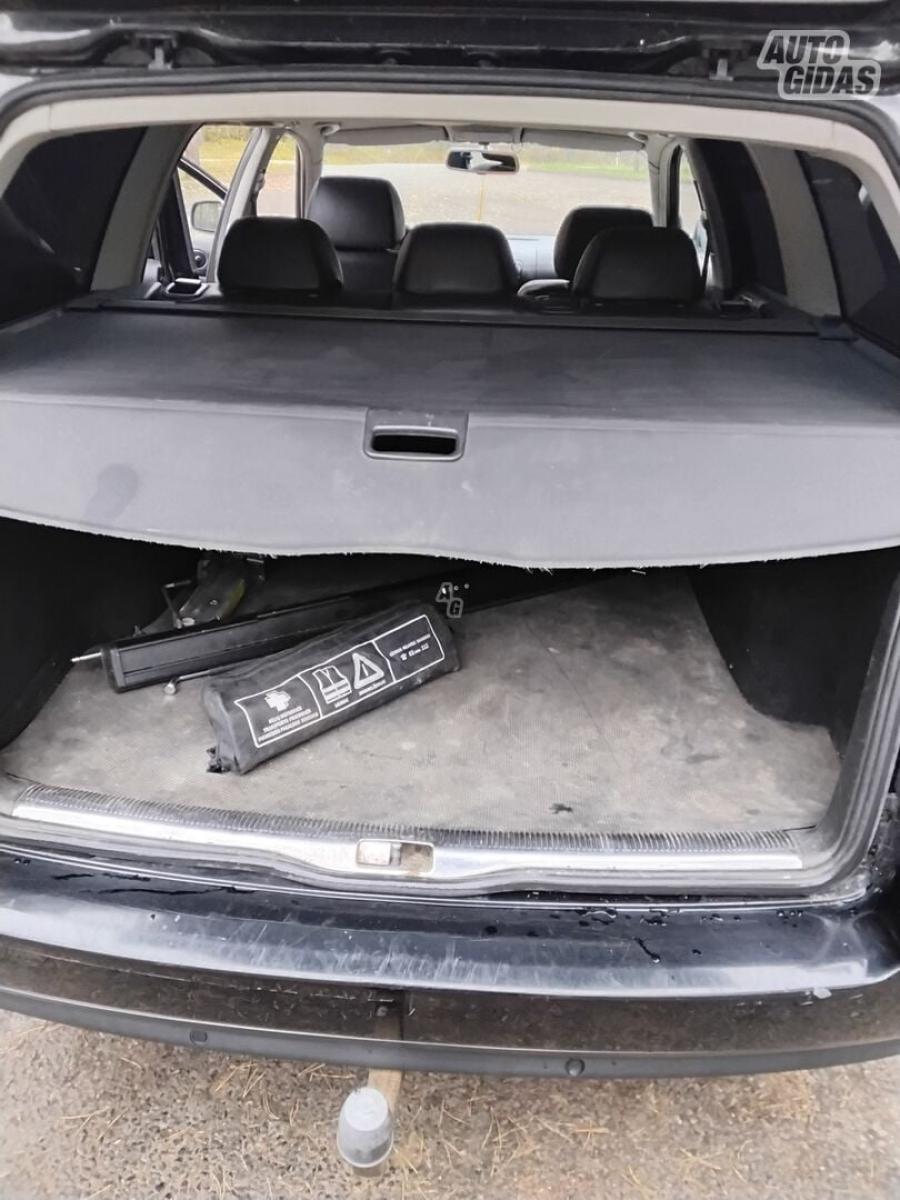 Melns Volkswagen Passat 2003 Utena, ar dzinēja tilpumu 1.90 L un nobraukumu 390 tūkst. km par 1750 €, foto 9 vietnē AUTOMOTO.COM.LV