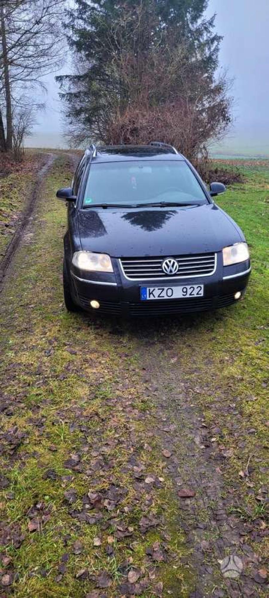 Black Volkswagen Passat 2004 in Prienai, with an engine capacity of 2.50 L and mileage of 389 thousand km for 1500 €, photo 1 on AUTOMOTO.COM.LV
