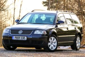 Black Volkswagen Passat 2004 in Viljandi, with an engine capacity of 1.90 L and mileage of 298 thousand km for 3990 €, photo  on AUTOMOTO.COM.LV