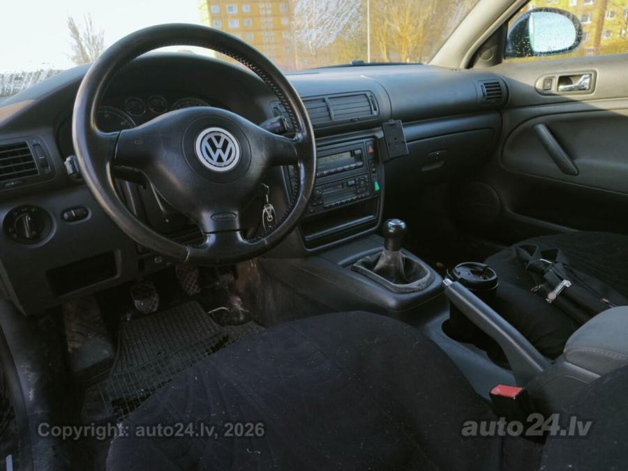 Black Volkswagen Passat 2004 in Tallinn, with an engine capacity of 1.90 L and mileage of 0 thousand km for 999 €, photo 8 on AUTOMOTO.COM.LV