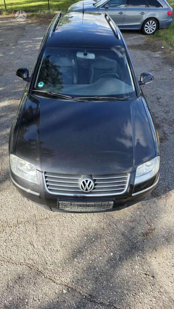 Black Volkswagen Passat 2004 in Siauliai, with an engine capacity of 1.90 L and mileage of 297 thousand km for 2150 €, photo 9 on AUTOMOTO.COM.LV