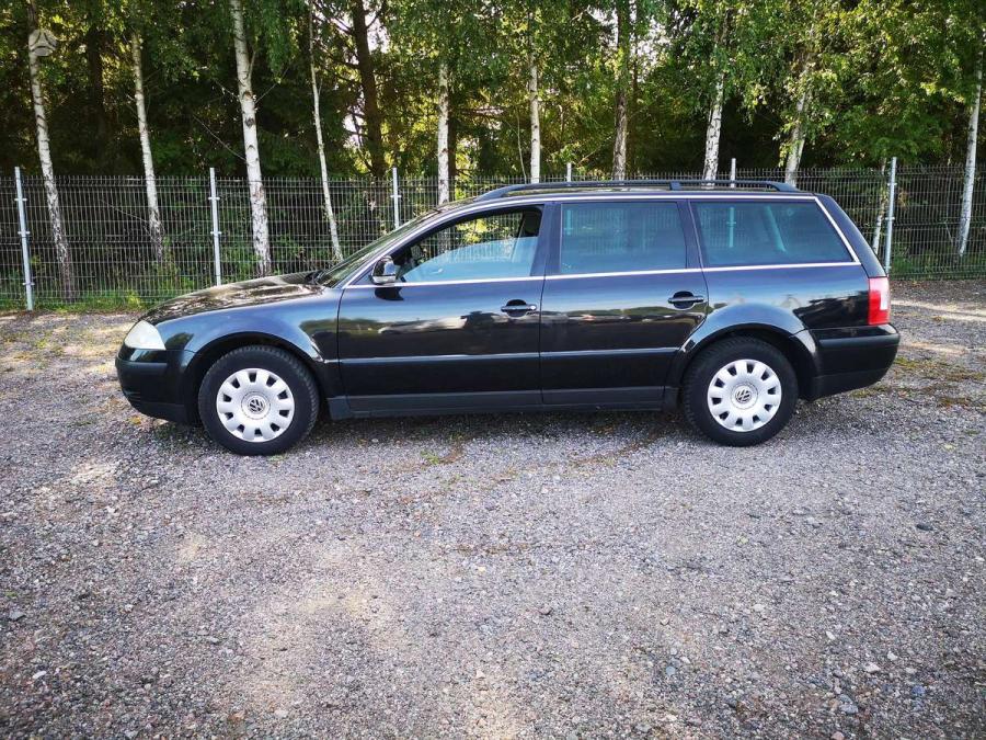 Melns Volkswagen Passat 2004 Radviliškis, ar dzinēja tilpumu 1.90 L un nobraukumu 283 tūkst. km par 2100 €, foto 3 vietnē AUTOMOTO.COM.LV