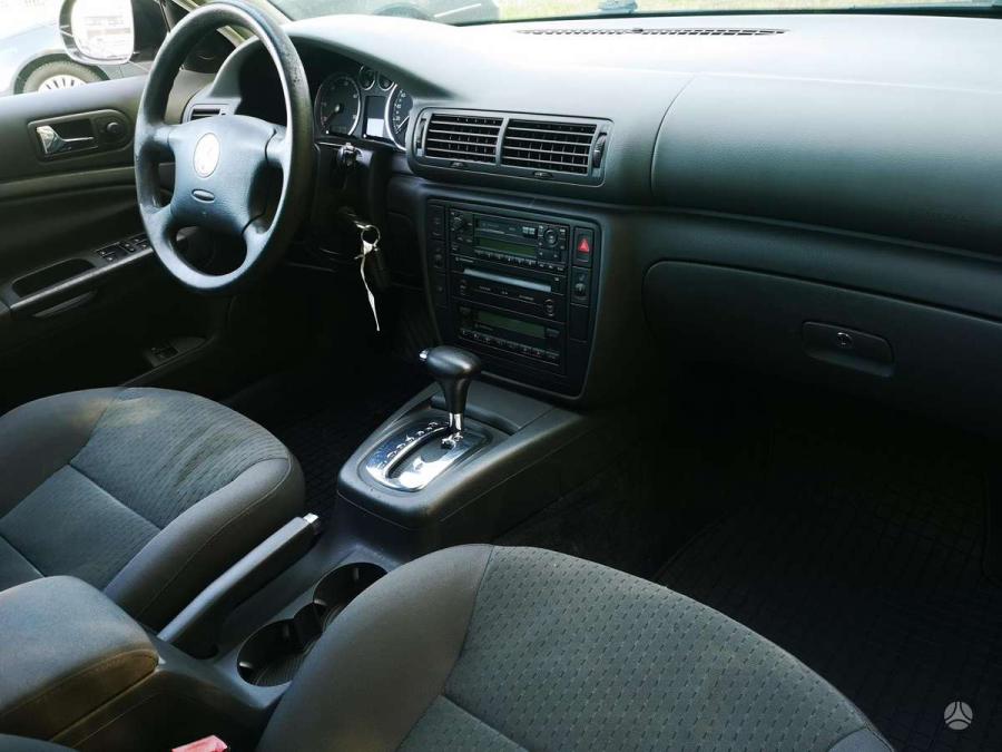 Melns Volkswagen Passat 2004 Radviliškis, ar dzinēja tilpumu 1.90 L un nobraukumu 283 tūkst. km par 2100 €, foto 13 vietnē AUTOMOTO.COM.LV