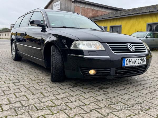 Black Volkswagen Passat 2004 in Viljandi, with an engine capacity of 1.90 L and mileage of 307 thousand km for 3899 €, photo 3 on AUTOMOTO.COM.LV