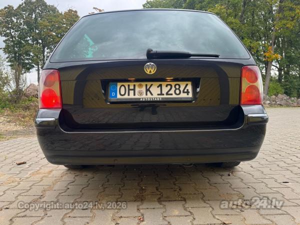 Black Volkswagen Passat 2004 in Viljandi, with an engine capacity of 1.90 L and mileage of 307 thousand km for 3899 €, photo 9 on AUTOMOTO.COM.LV