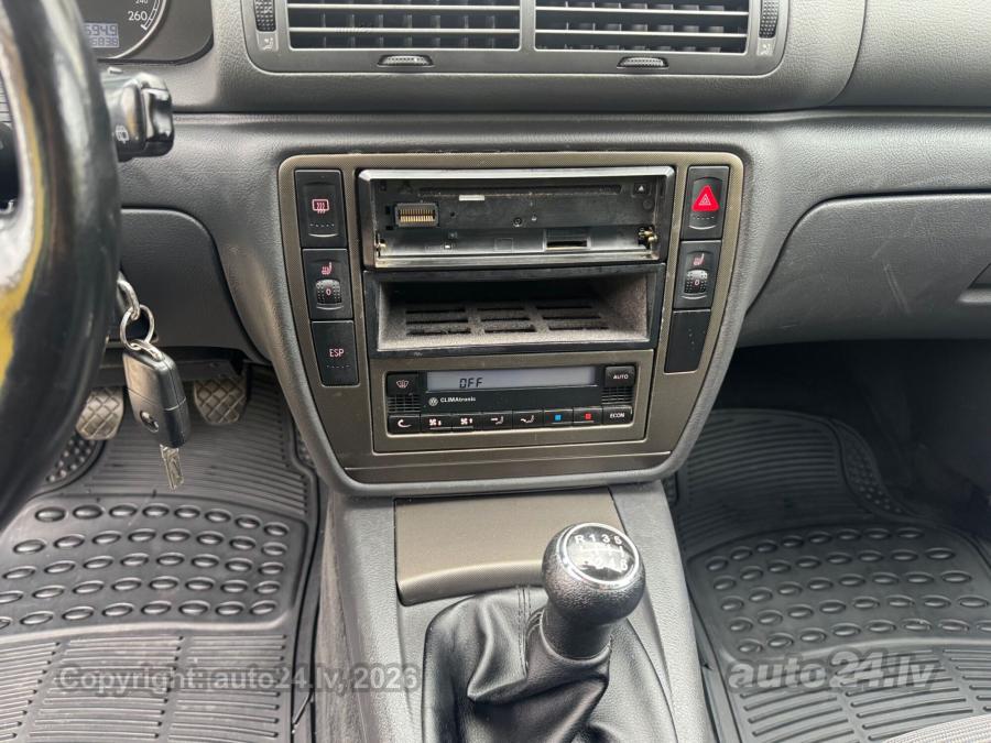 Melns Volkswagen Passat 2004 Viljandi, ar dzinēja tilpumu 1.90 L un nobraukumu 307 tūkst. km par 3899 €, foto 15 vietnē AUTOMOTO.COM.LV