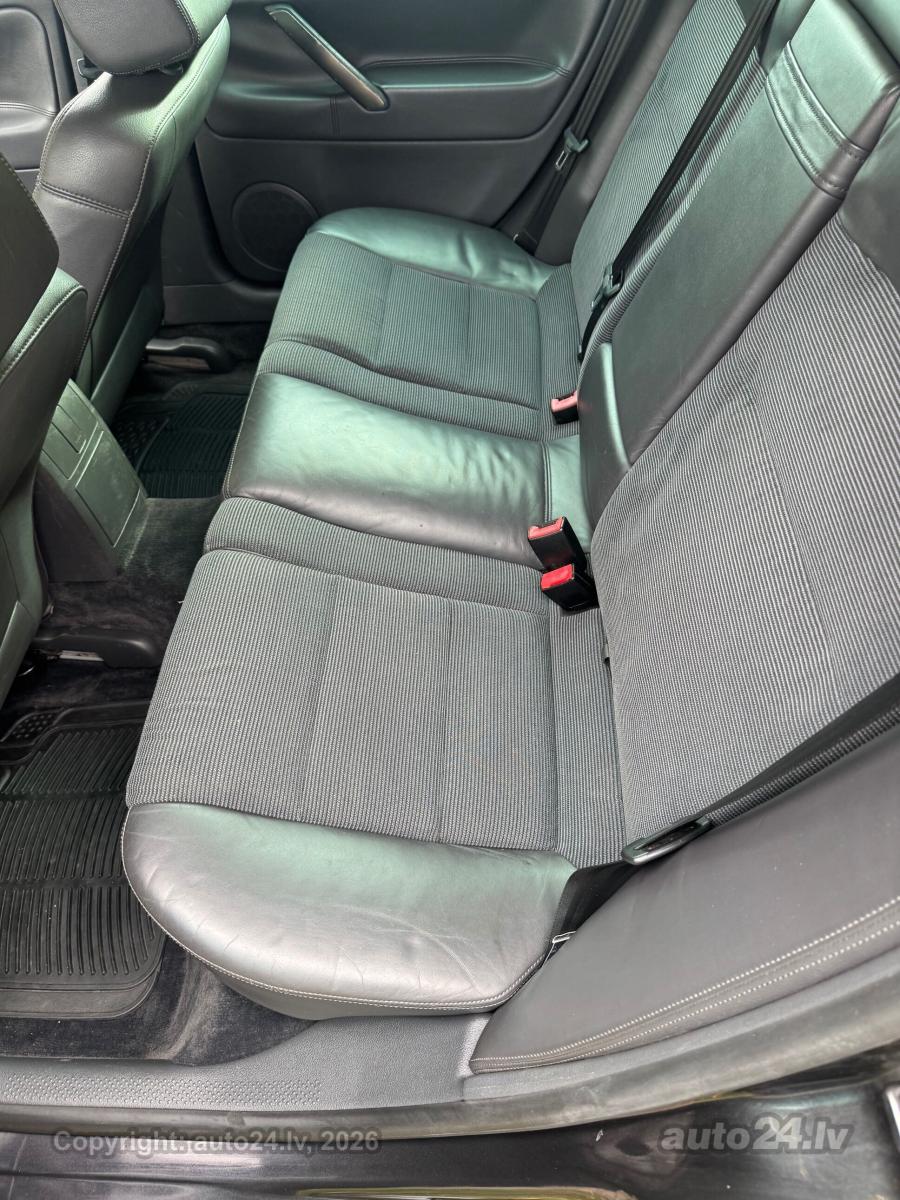 Melns Volkswagen Passat 2004 Viljandi, ar dzinēja tilpumu 1.90 L un nobraukumu 307 tūkst. km par 3899 €, foto 17 vietnē AUTOMOTO.COM.LV