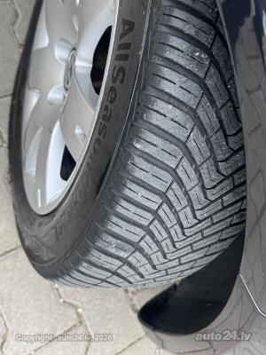 Melns Volkswagen Passat 2004 Viljandi, ar dzinēja tilpumu 1.90 L un nobraukumu 307 tūkst. km par 3899 €, foto 26 vietnē AUTOMOTO.COM.LV