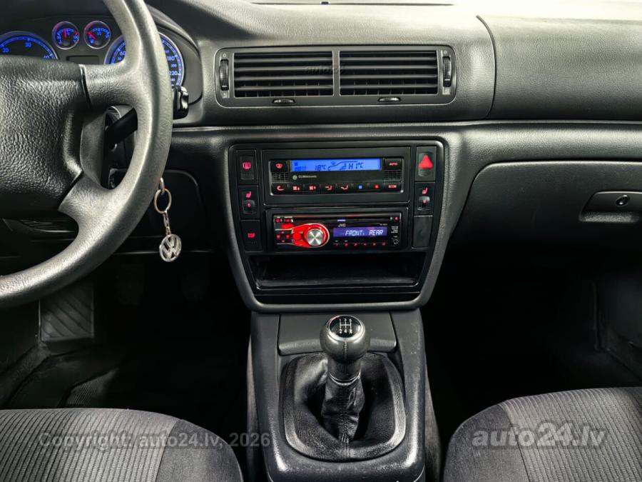 Melns Volkswagen Passat 2005 Viljandi, ar dzinēja tilpumu 1.90 L un nobraukumu 269 tūkst. km par 3390 €, foto 7 vietnē AUTOMOTO.COM.LV