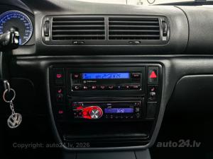 Melns Volkswagen Passat 2005 Viljandi, ar dzinēja tilpumu 1.90 L un nobraukumu 269 tūkst. km par 3390 €, foto 8 vietnē AUTOMOTO.COM.LV