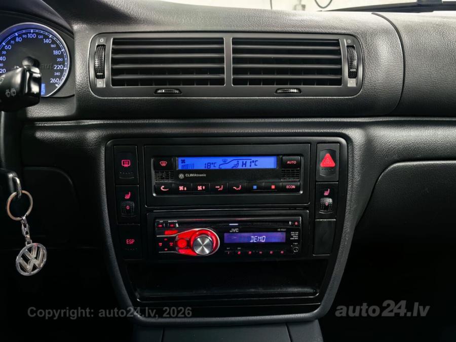 Melns Volkswagen Passat 2005 Viljandi, ar dzinēja tilpumu 1.90 L un nobraukumu 269 tūkst. km par 3390 €, foto 8 vietnē AUTOMOTO.COM.LV