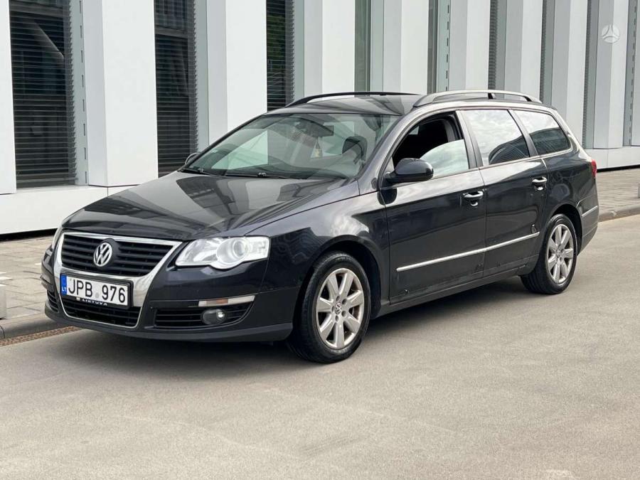Melns Volkswagen Passat 2005 Viļņa, ar dzinēja tilpumu 1.97 L un nobraukumu 408 tūkst. km par 900 €, foto 1 vietnē AUTOMOTO.COM.LV