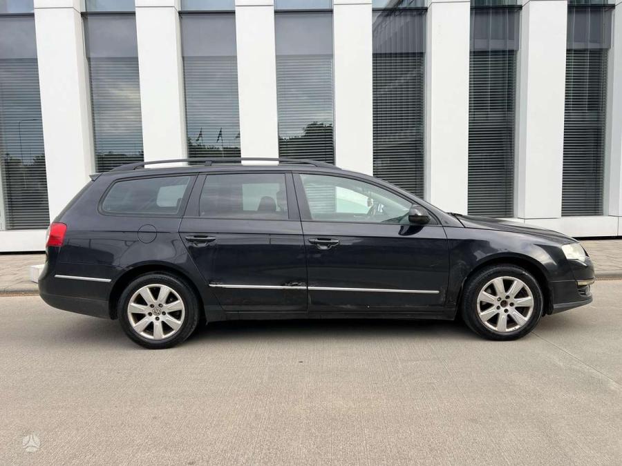 Melns Volkswagen Passat 2005 Viļņa, ar dzinēja tilpumu 1.97 L un nobraukumu 408 tūkst. km par 900 €, foto 6 vietnē AUTOMOTO.COM.LV