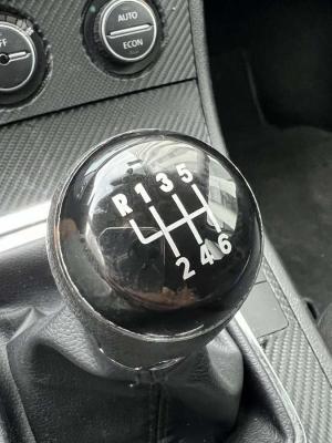 Melns Volkswagen Passat 2005 Viļņa, ar dzinēja tilpumu 1.97 L un nobraukumu 408 tūkst. km par 900 €, foto 13 vietnē AUTOMOTO.COM.LV
