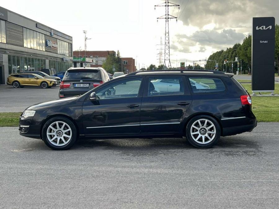 Black Volkswagen Passat 2005 in Narva, with an engine capacity of 2.00 L and mileage of 295 thousand km for 1499 €, photo 16 on AUTOMOTO.COM.LV