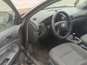 Black Volkswagen Passat 2005 in Marijampole, with an engine capacity of 1.90 L and mileage of 360 thousand km for 900 €, photo 4 on AUTOMOTO.COM.LV