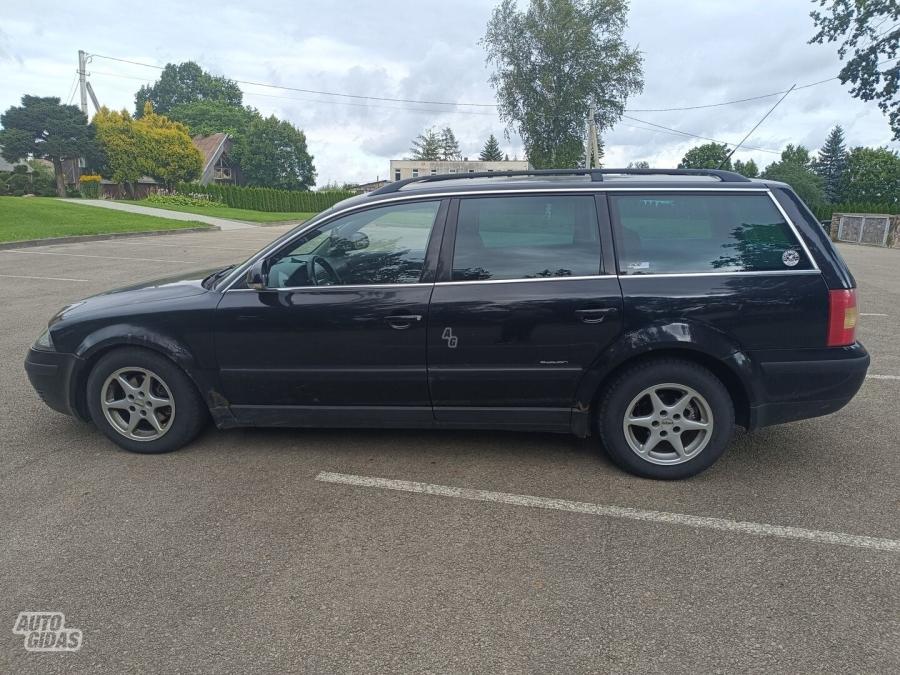 Black Volkswagen Passat 2005 in Marijampole, with an engine capacity of 1.90 L and mileage of 360 thousand km for 900 €, photo 7 on AUTOMOTO.COM.LV