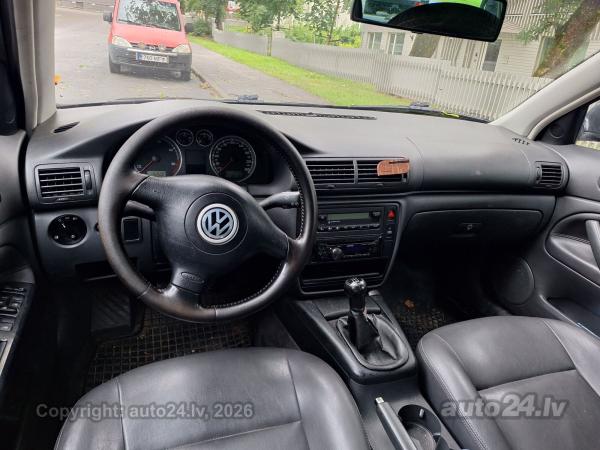 Melns Volkswagen Passat 2005 Tallina, ar dzinēja tilpumu 1.90 L un nobraukumu 320 tūkst. km par 1999 €, foto 7 vietnē AUTOMOTO.COM.LV