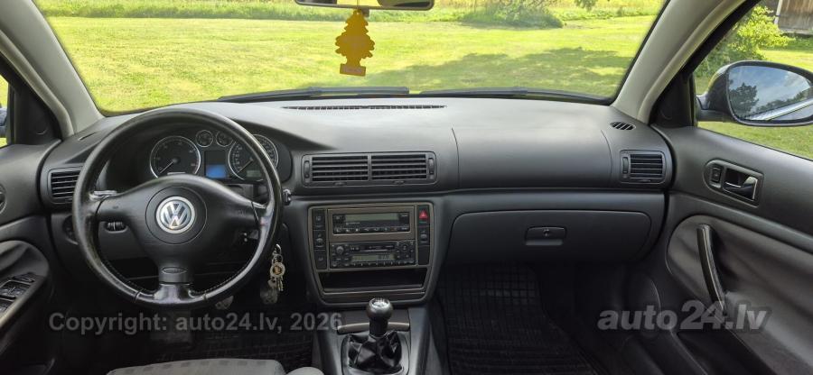 Black Volkswagen Passat 2005 in Tallinn, with an engine capacity of 2.00 L and mileage of 350 thousand km for 2300 €, photo 7 on AUTOMOTO.COM.LV