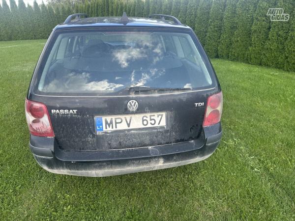 Melns Volkswagen Passat 2005 Viļņa, ar dzinēja tilpumu 1.90 L un nobraukumu 342 tūkst. km par 1750 €, foto 4 vietnē AUTOMOTO.COM.LV