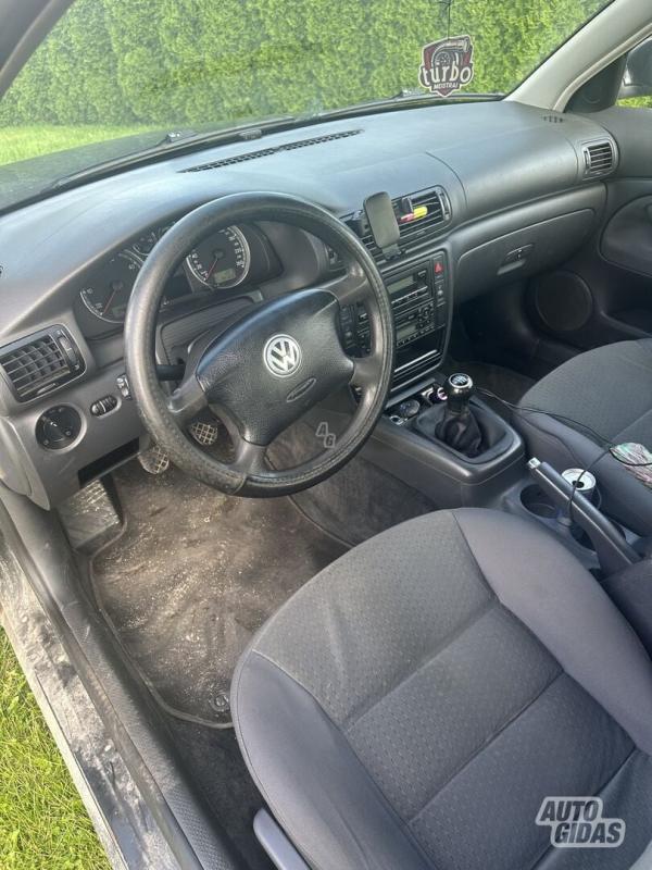 Melns Volkswagen Passat 2005 Viļņa, ar dzinēja tilpumu 1.90 L un nobraukumu 342 tūkst. km par 1750 €, foto 7 vietnē AUTOMOTO.COM.LV