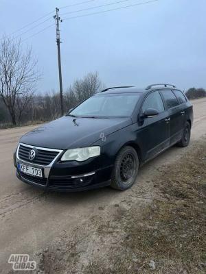 Black Volkswagen Passat 2006 in Vilnius, with an engine capacity of 1.90 L and mileage of 410 thousand km for 450 €, photo  on AUTOMOTO.COM.LV