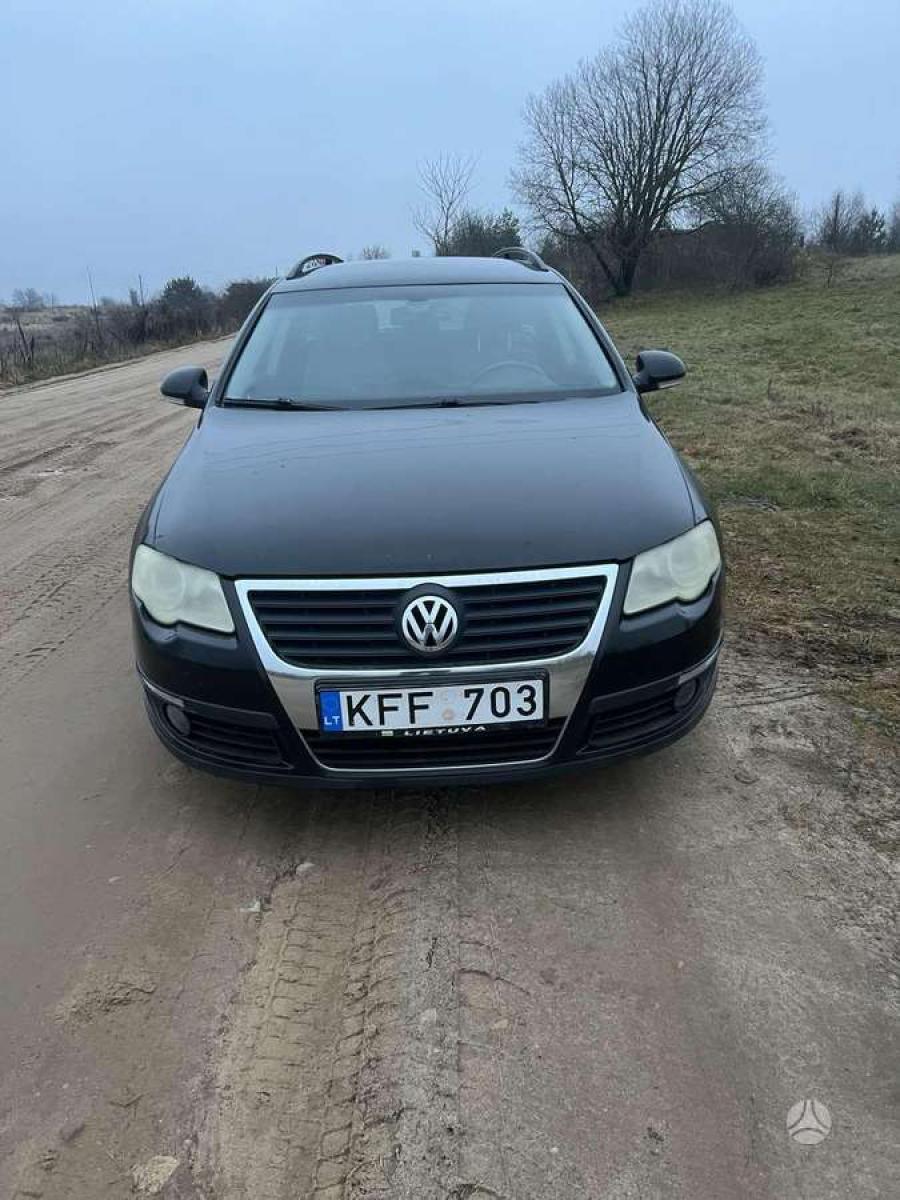 Black Volkswagen Passat 2006 in Vilnius, with an engine capacity of 1.90 L and mileage of 410 thousand km for 450 €, photo 8 on AUTOMOTO.COM.LV