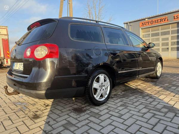 Melns Volkswagen Passat 2006 Akmenė, ar dzinēja tilpumu 1.90 L un nobraukumu 486 tūkst. km par 1500 €, foto 5 vietnē AUTOMOTO.COM.LV
