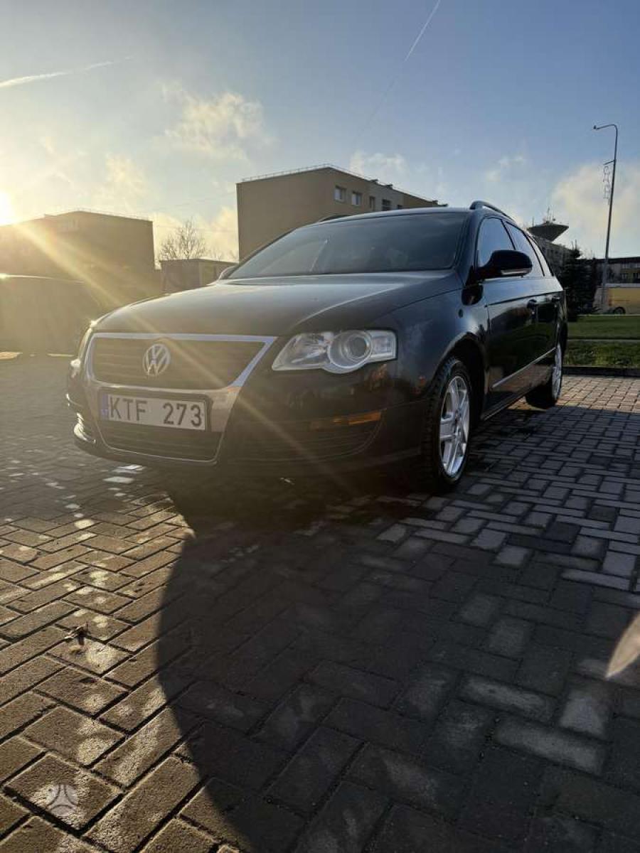 Black Volkswagen Passat 2006 in Akmene, with an engine capacity of 1.90 L and mileage of 486 thousand km for 1500 €, photo 12 on AUTOMOTO.COM.LV