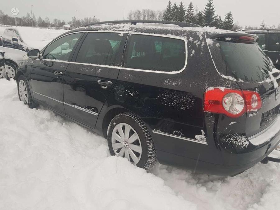 Melns Volkswagen Passat 2006 Utena, ar dzinēja tilpumu 2.00 L un nobraukumu 295 tūkst. km par 2150 €, foto 5 vietnē AUTOMOTO.COM.LV