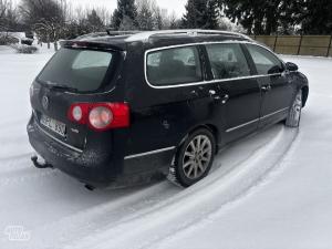 Black Volkswagen Passat 2006 in Panevezys, with an engine capacity of 2.00 L and mileage of 380 thousand km for 1500 €, photo 4 on AUTOMOTO.COM.LV