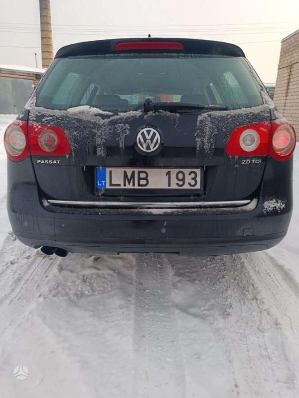 Black Volkswagen Passat 2006 in Taurage, with an engine capacity of 2.00 L and mileage of 286 thousand km for 2200 €, photo 11 on AUTOMOTO.COM.LV