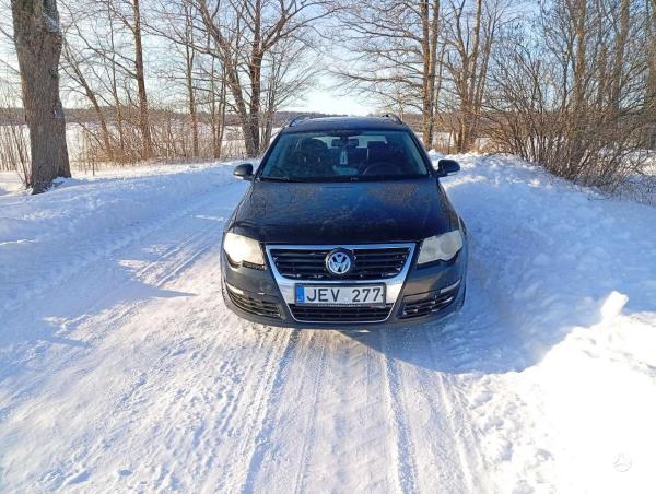 Melns Volkswagen Passat 2006 Šilalė, ar dzinēja tilpumu 1.90 L un nobraukumu 4258 tūkst. km par 950 €, foto 1 vietnē AUTOMOTO.COM.LV