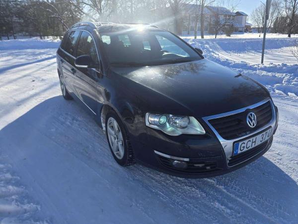 Black Volkswagen Passat 2006 in Raseiniai, with an engine capacity of 1.90 L and mileage of 297 thousand km for 650 €, photo 1 on AUTOMOTO.COM.LV