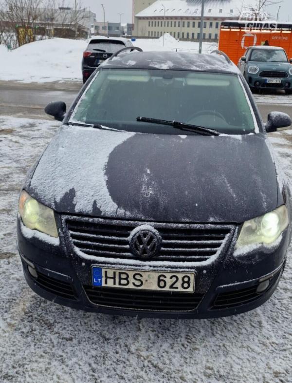 Black Volkswagen Passat 2006 in Kaunas, with an engine capacity of 2.00 L and mileage of 361 thousand km for 850 €, photo 4 on AUTOMOTO.COM.LV