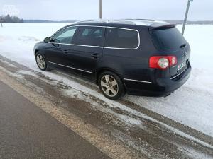 Black Volkswagen Passat 2006 in Pasvalys, with an engine capacity of 2.00 L and mileage of 409 thousand km for 1000 €, photo  on AUTOMOTO.COM.LV