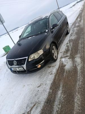 Black Volkswagen Passat 2006 in Pasvalys, with an engine capacity of 2.00 L and mileage of 409 thousand km for 1000 €, photo 12 on AUTOMOTO.COM.LV