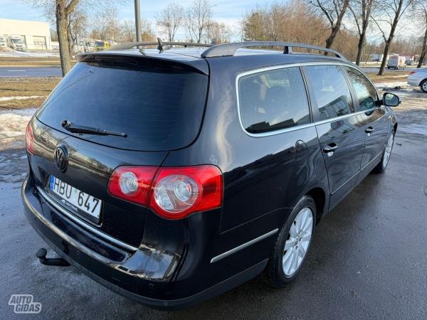 Black Volkswagen Passat 2006 in Kaunas, with an engine capacity of 2.00 L and mileage of 345 thousand km for 1450 €, photo 3 on AUTOMOTO.COM.LV