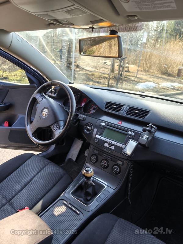 Melns Volkswagen Passat 2006 Tallina, ar dzinēja tilpumu 1.90 L un nobraukumu 449 tūkst. km par 1500 €, foto 11 vietnē AUTOMOTO.COM.LV