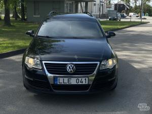 Black Volkswagen Passat 2006 in Silute, with an engine capacity of 1.90 L and mileage of 326 thousand km for 1950 €, photo 3 on AUTOMOTO.COM.LV