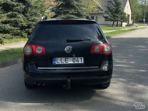 Black Volkswagen Passat 2006 in Silute, with an engine capacity of 1.90 L and mileage of 326 thousand km for 1950 €, photo 6 on AUTOMOTO.COM.LV