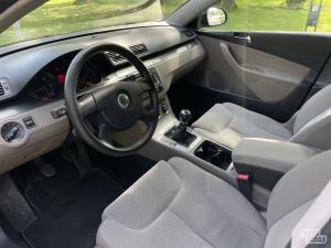 Black Volkswagen Passat 2006 in Silute, with an engine capacity of 1.90 L and mileage of 326 thousand km for 1950 €, photo 19 on AUTOMOTO.COM.LV
