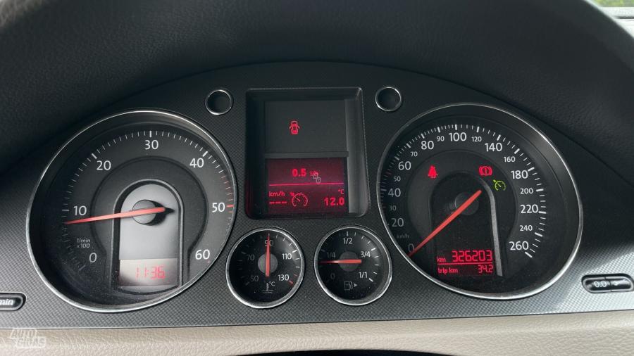 Melns Volkswagen Passat 2006 Šilutė, ar dzinēja tilpumu 1.90 L un nobraukumu 326 tūkst. km par 1850 €, foto 19 vietnē AUTOMOTO.COM.LV