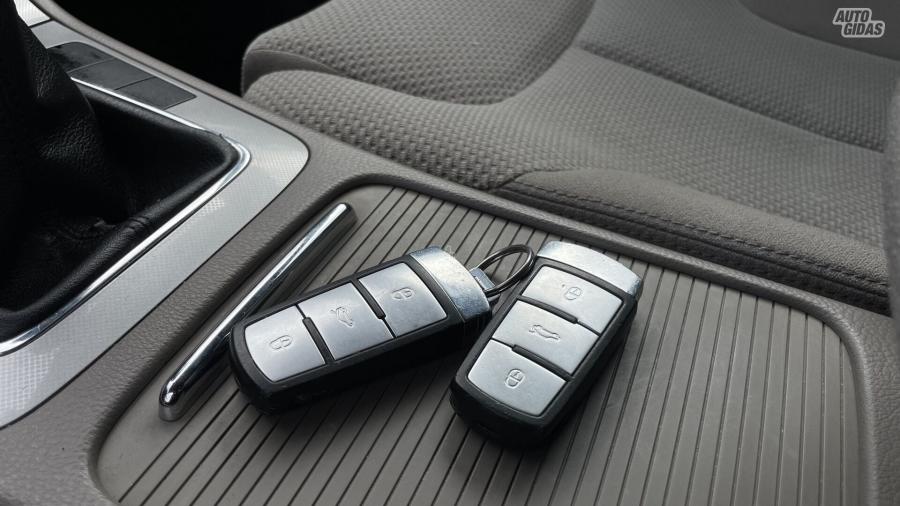 Melns Volkswagen Passat 2006 Šilutė, ar dzinēja tilpumu 1.90 L un nobraukumu 326 tūkst. km par 1850 €, foto 20 vietnē AUTOMOTO.COM.LV