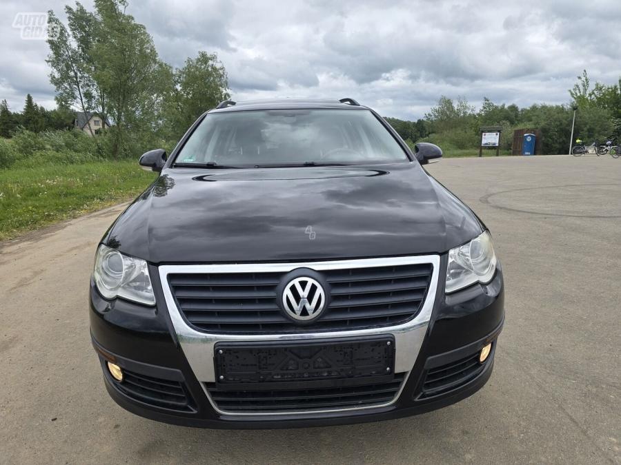 Black Volkswagen Passat 2006 in Jurbarkas, with an engine capacity of 1.60 L and mileage of 227 thousand km for 2750 €, photo 7 on AUTOMOTO.COM.LV