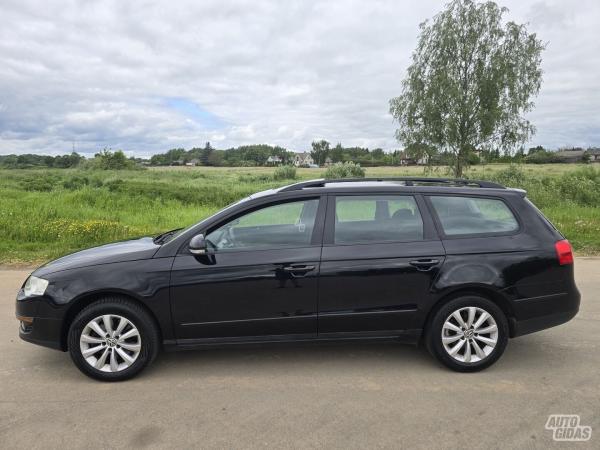 Black Volkswagen Passat 2006 in Jurbarkas, with an engine capacity of 1.60 L and mileage of 227 thousand km for 2750 €, photo 7 on AUTOMOTO.COM.LV