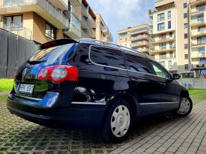 Black Volkswagen Passat 2006 in Vilnius, with an engine capacity of 1.90 L and mileage of 273 thousand km for 1100 €, photo  on AUTOMOTO.COM.LV