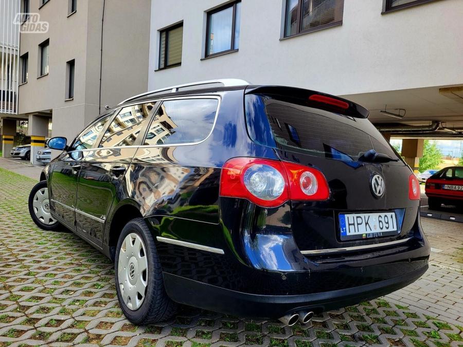 Black Volkswagen Passat 2006 in Vilnius, with an engine capacity of 1.90 L and mileage of 273 thousand km for 1100 €, photo 9 on AUTOMOTO.COM.LV
