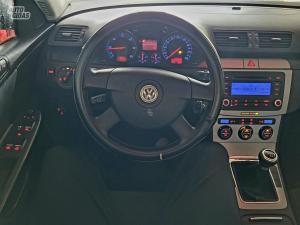 Black Volkswagen Passat 2006 in Vilnius, with an engine capacity of 1.90 L and mileage of 273 thousand km for 1100 €, photo 16 on AUTOMOTO.COM.LV