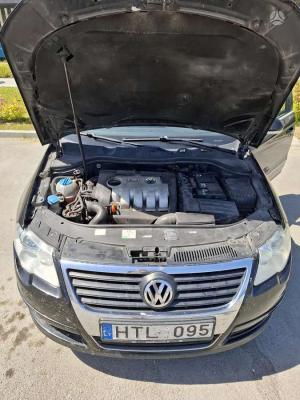 Black Volkswagen Passat 2006 in Klaipeda, with an engine capacity of 1.97 L and mileage of 390 thousand km for 1000 €, photo 12 on AUTOMOTO.COM.LV